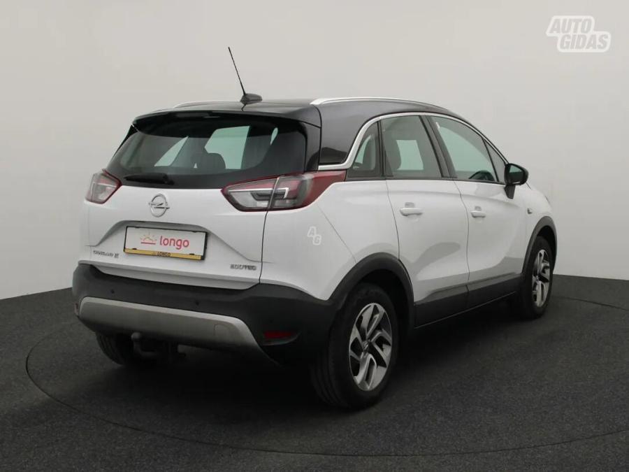 White Opel Crossland X 2018 in Vilnius, with an engine capacity of 1.20 L and mileage of 102 thousand km for 9699 €, photo 8 on AUTOMOTO.COM.LV