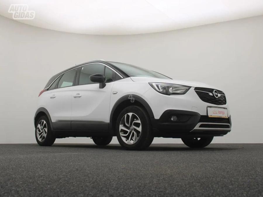 White Opel Crossland X 2018 in Vilnius, with an engine capacity of 1.20 L and mileage of 102 thousand km for 9699 €, photo 11 on AUTOMOTO.COM.LV