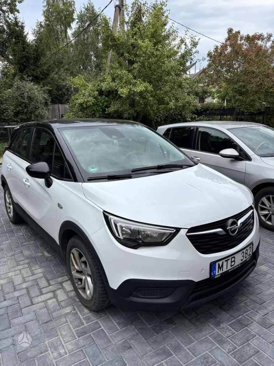 Белый Опель Crossland X 2018 в Вильнюс, объемом двигателя 1.20 л и пробегом 143 тыс. км за 8200 €, фото 1 на AUTOMOTO.COM.LV