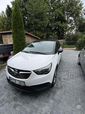 Белый Опель Crossland X 2018 в Вильнюс, объемом двигателя 1.20 л и пробегом 143 тыс. км за 8200 €, фото 3 на AUTOMOTO.COM.LV
