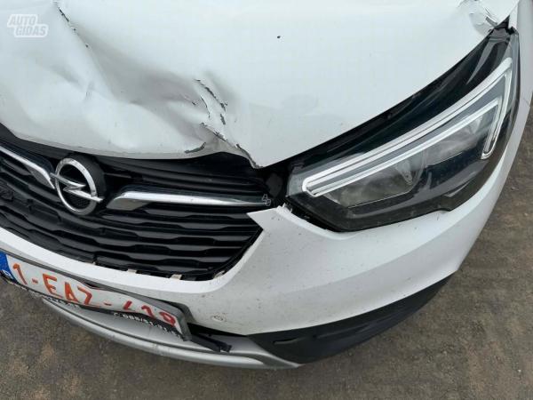 Белый Опель Crossland X 2018 в Алитус, объемом двигателя 1.20 л и пробегом 139 тыс. км за 6200 €, фото 7 на AUTOMOTO.COM.LV