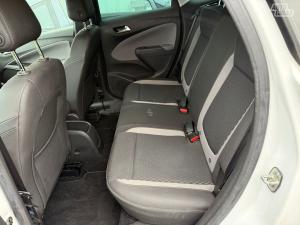 Белый Опель Crossland X 2018 в Алитус, объемом двигателя 1.20 л и пробегом 139 тыс. км за 6200 €, фото 9 на AUTOMOTO.COM.LV