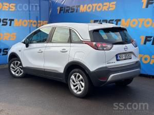 White Opel Crossland X 2019 in Riga, with an engine capacity of 1.50 L and mileage of 198 thousand km for 7950 €, photo 3 on AUTOMOTO.COM.LV