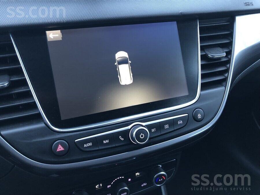 White Opel Crossland X 2019 in Riga, with an engine capacity of 1.50 L and mileage of 198 thousand km for 7950 €, photo 15 on AUTOMOTO.COM.LV