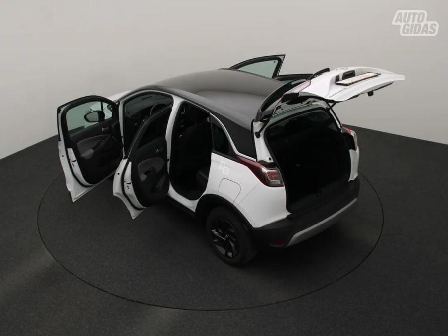 White Opel Crossland X 2019 in Vilnius, with an engine capacity of 1.20 L and mileage of 176 thousand km for 8699 €, photo 14 on AUTOMOTO.COM.LV