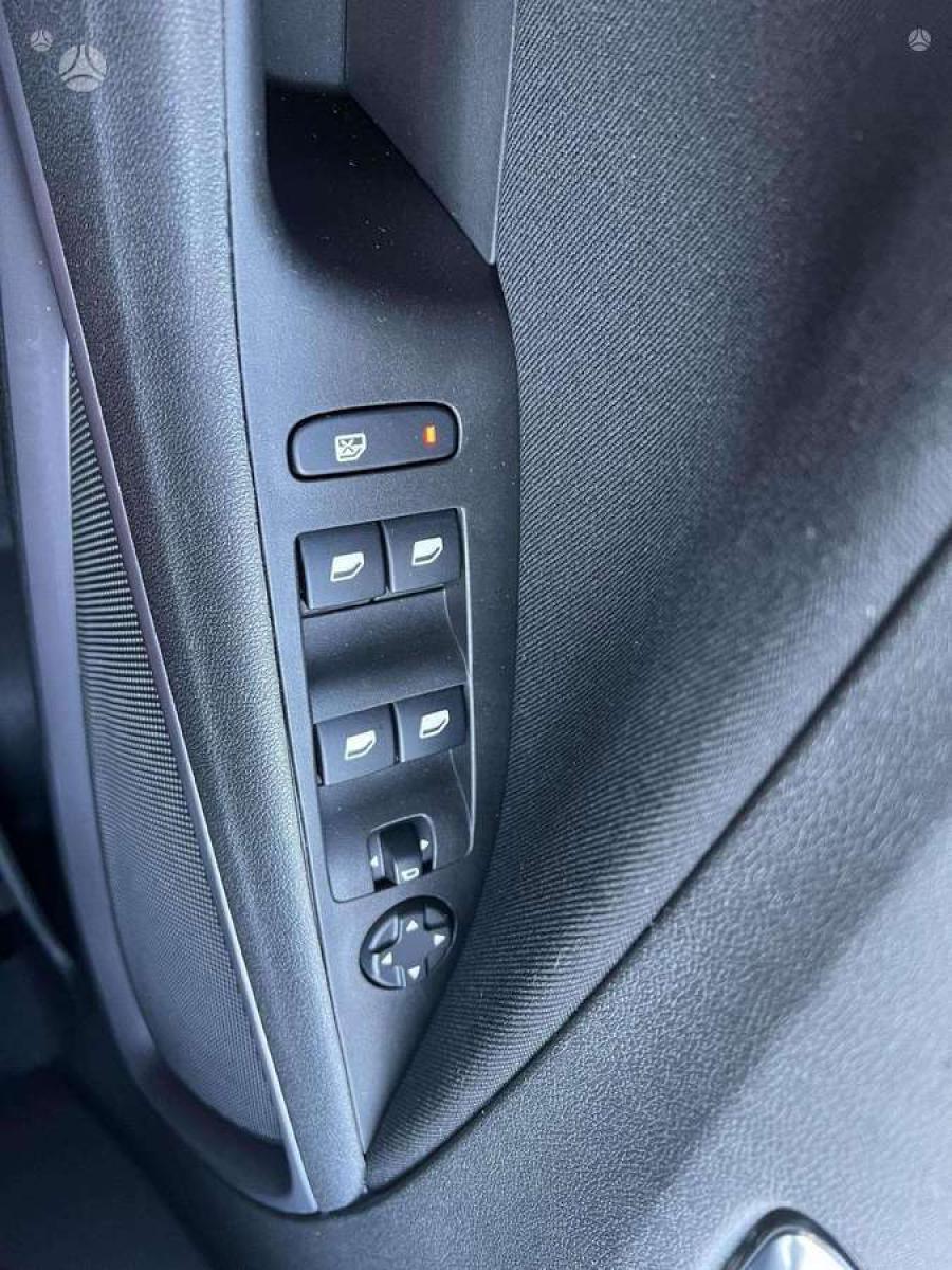 Белый Опель Crossland X 2019 в Мариямполе, объемом двигателя 1.50 л и пробегом 53 тыс. км за 13040 €, фото 26 на AUTOMOTO.COM.LV