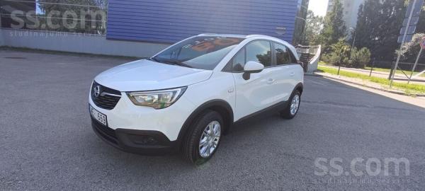 Белый Опель Crossland X 2019 в Рига, объемом двигателя 1.20 л и пробегом 89 тыс. км за 10900 €, фото 3 на AUTOMOTO.COM.LV