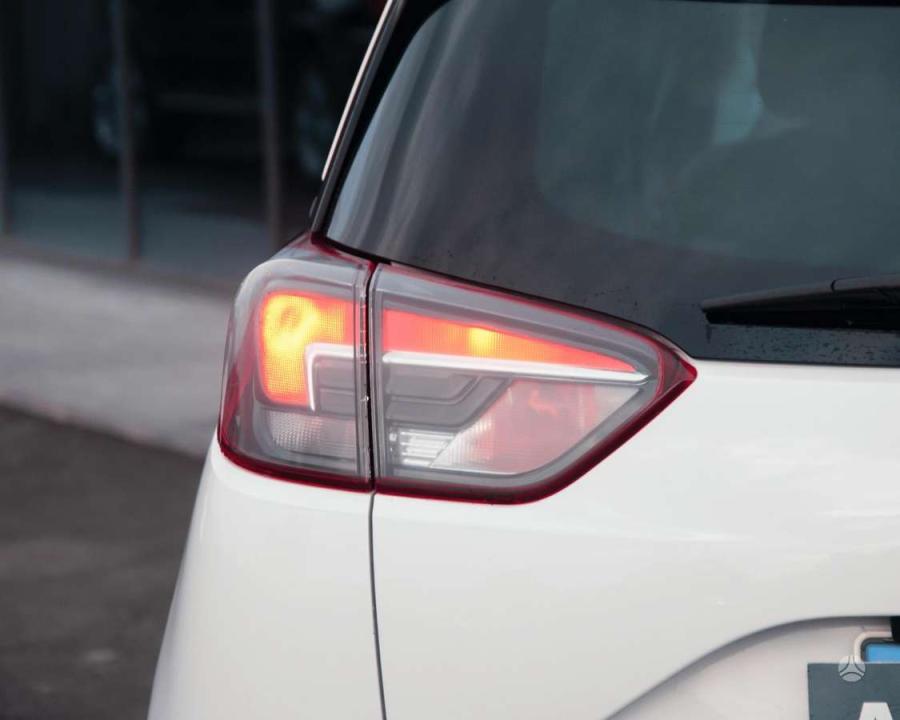 Белый Опель Crossland X 2019 в Каунас, объемом двигателя 1.20 л и пробегом 128 тыс. км за 9800 €, фото 13 на AUTOMOTO.COM.LV