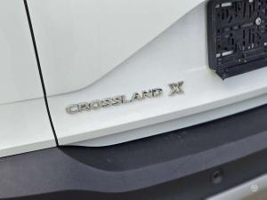 White Opel Crossland X 2019 in Rokiskis, with an engine capacity of 1.20 L and mileage of 103 thousand km for 9650 €, photo 15 on AUTOMOTO.COM.LV