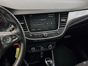 White Opel Crossland X 2019 in Rokiskis, with an engine capacity of 1.20 L and mileage of 103 thousand km for 9650 €, photo 20 on AUTOMOTO.COM.LV