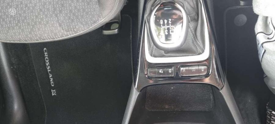Balts Opel Crossland X 2019 Tauragė, ar dzinēja tilpumu 1.50 L un nobraukumu 78 tūkst. km par 5800 €, foto 18 vietnē AUTOMOTO.COM.LV