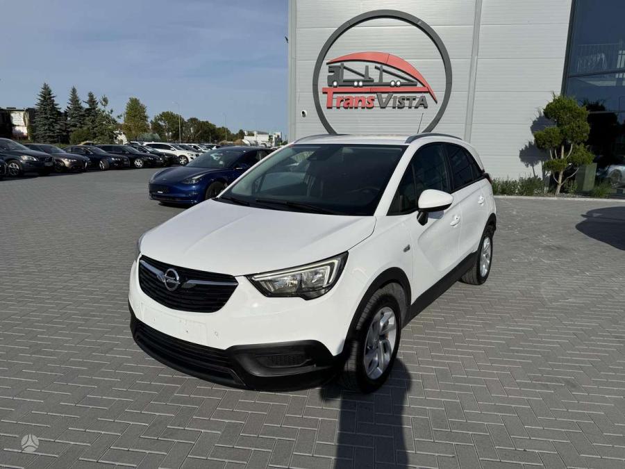 White Opel Crossland X 2020 in Telschi, with an engine capacity of 1.50 L and mileage of 217 thousand km for 7700 €, photo 3 on AUTOMOTO.COM.LV
