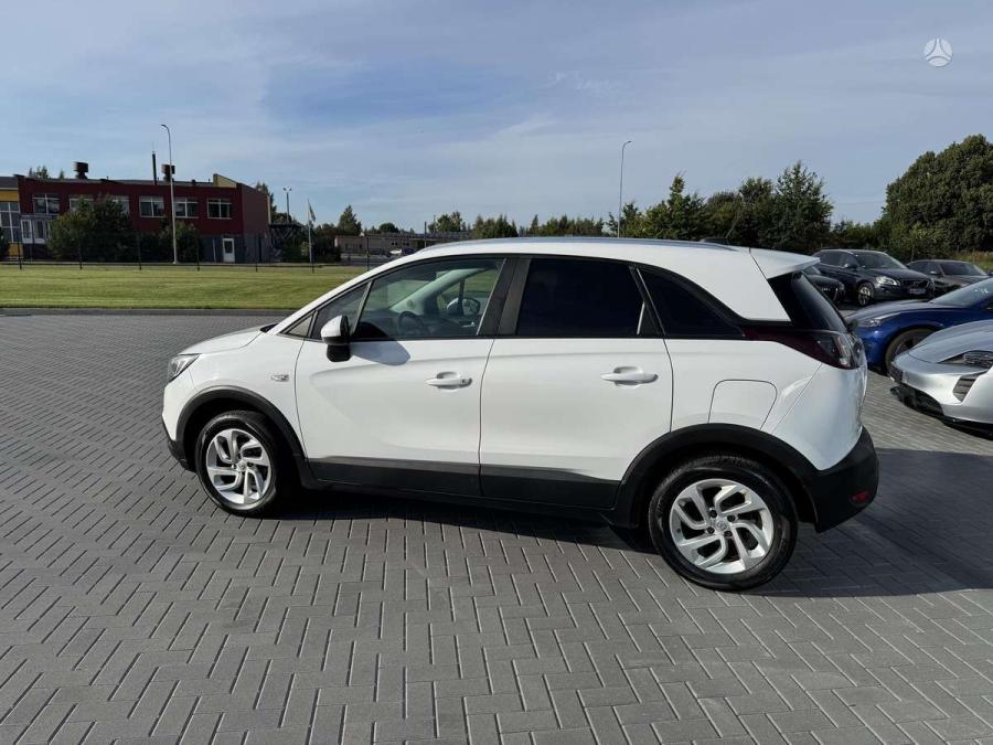 White Opel Crossland X 2020 in Telschi, with an engine capacity of 1.50 L and mileage of 217 thousand km for 7700 €, photo 5 on AUTOMOTO.COM.LV