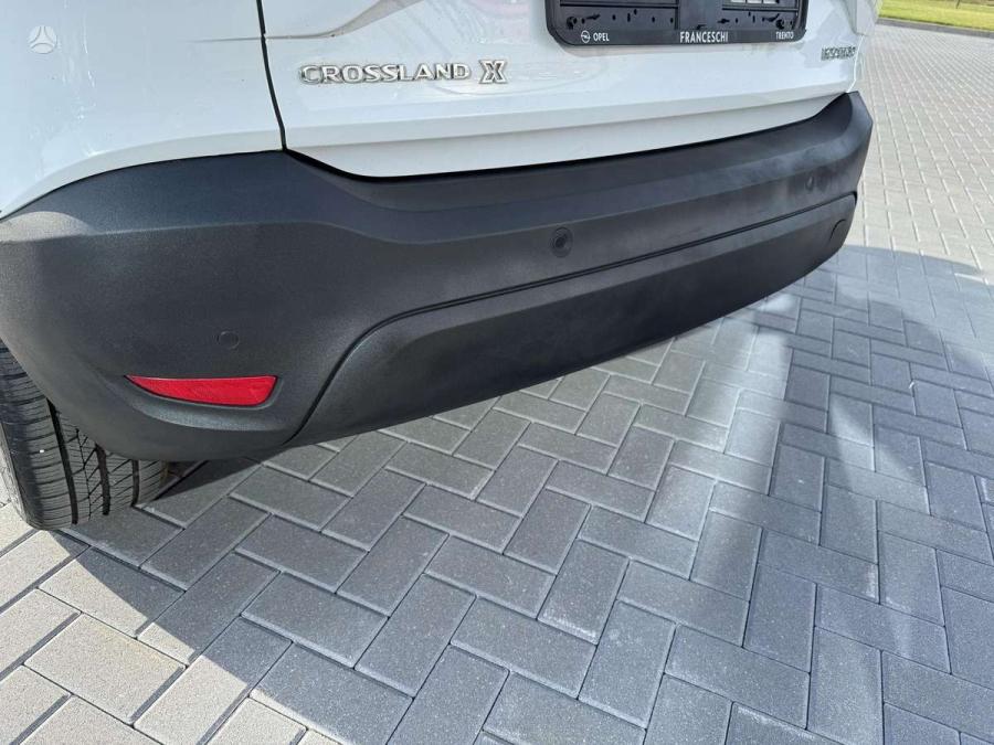 White Opel Crossland X 2020 in Telschi, with an engine capacity of 1.50 L and mileage of 217 thousand km for 7700 €, photo 11 on AUTOMOTO.COM.LV