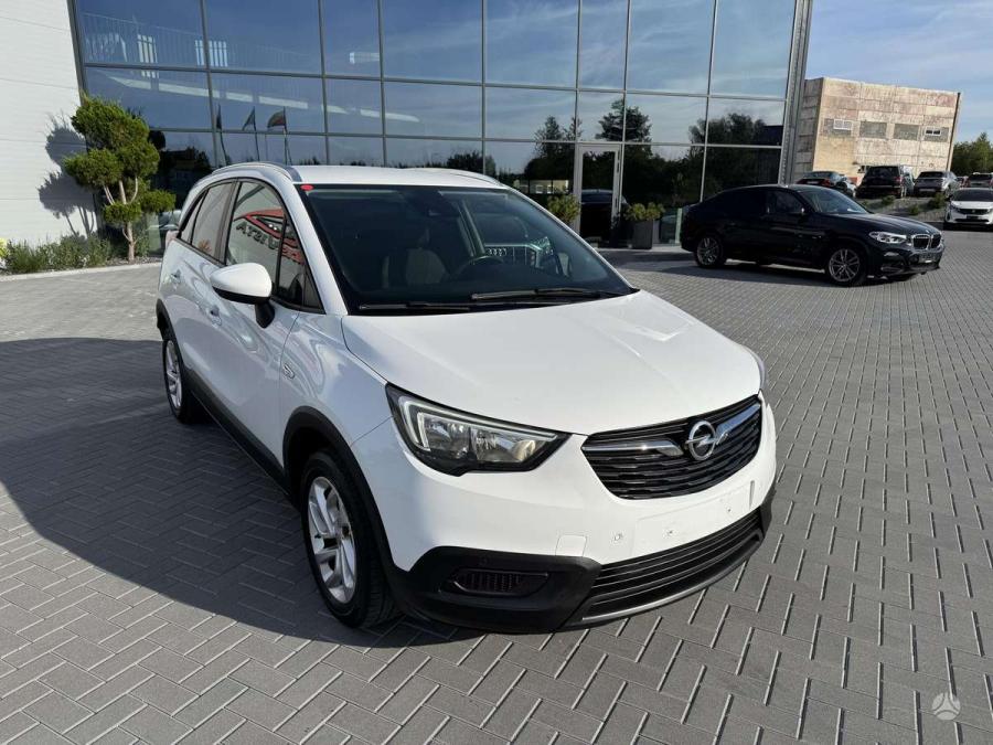 White Opel Crossland X 2020 in Telschi, with an engine capacity of 1.50 L and mileage of 217 thousand km for 7700 €, photo 14 on AUTOMOTO.COM.LV
