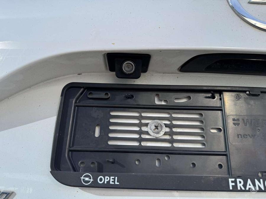 White Opel Crossland X 2020 in Telschi, with an engine capacity of 1.50 L and mileage of 217 thousand km for 7700 €, photo 17 on AUTOMOTO.COM.LV
