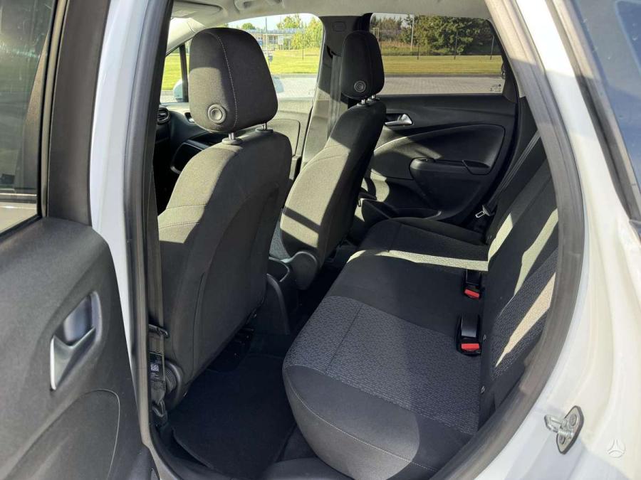 White Opel Crossland X 2020 in Telschi, with an engine capacity of 1.50 L and mileage of 217 thousand km for 7700 €, photo 23 on AUTOMOTO.COM.LV