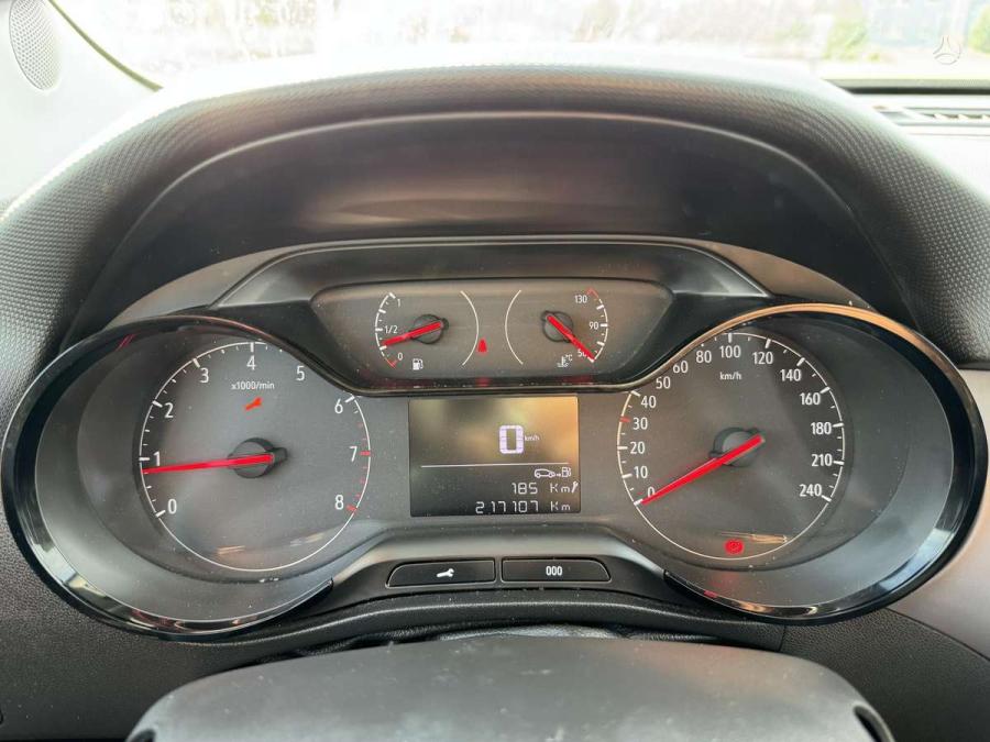 White Opel Crossland X 2020 in Telschi, with an engine capacity of 1.50 L and mileage of 217 thousand km for 7700 €, photo 28 on AUTOMOTO.COM.LV