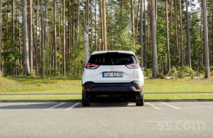 Белый Опель Crossland X 2020 в Рига, объемом двигателя 1.50 л и пробегом 95 тыс. км за 8990 €, фото 7 на AUTOMOTO.COM.LV