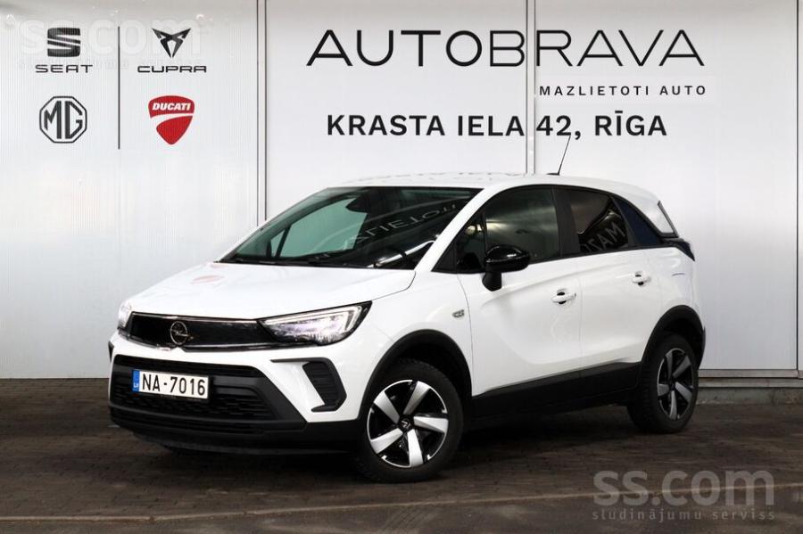White Opel Crossland X 2021 in Riga, with an engine capacity of 1.20 L and mileage of 70 thousand km for 9490 €, photo 1 on AUTOMOTO.COM.LV