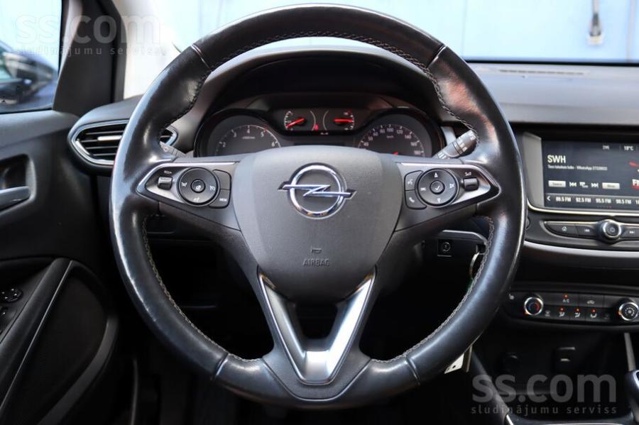 White Opel Crossland X 2021 in Riga, with an engine capacity of 1.20 L and mileage of 70 thousand km for 9490 €, photo 12 on AUTOMOTO.COM.LV