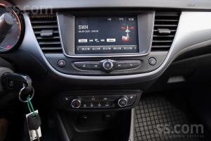White Opel Crossland X 2021 in Riga, with an engine capacity of 1.20 L and mileage of 70 thousand km for 9490 €, photo 13 on AUTOMOTO.COM.LV