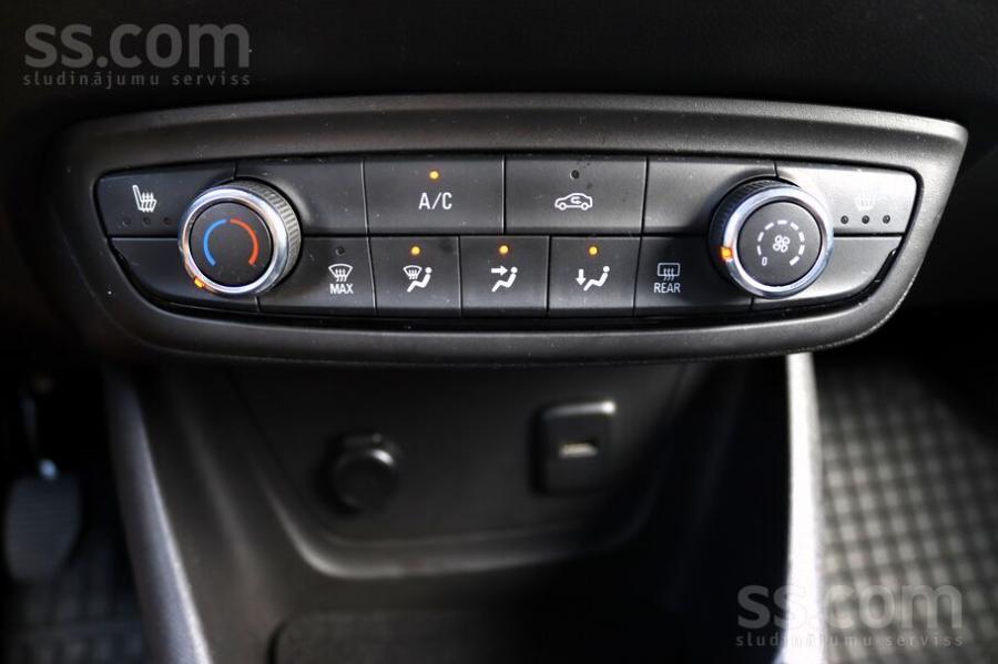 White Opel Crossland X 2021 in Riga, with an engine capacity of 1.20 L and mileage of 70 thousand km for 9490 €, photo 17 on AUTOMOTO.COM.LV