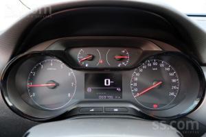 White Opel Crossland X 2021 in Riga, with an engine capacity of 1.20 L and mileage of 70 thousand km for 9490 €, photo 21 on AUTOMOTO.COM.LV