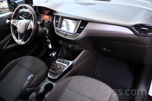 White Opel Crossland X 2021 in Riga, with an engine capacity of 1.20 L and mileage of 70 thousand km for 9490 €, photo 22 on AUTOMOTO.COM.LV