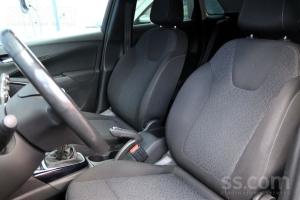 White Opel Crossland X 2021 in Riga, with an engine capacity of 1.20 L and mileage of 70 thousand km for 9490 €, photo 23 on AUTOMOTO.COM.LV