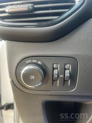 Balts Opel Crossland X 2021 Kuldīga, ar dzinēja tilpumu 1.20 L un nobraukumu 176 tūkst. km par 7590 €, foto 26 vietnē AUTOMOTO.COM.LV