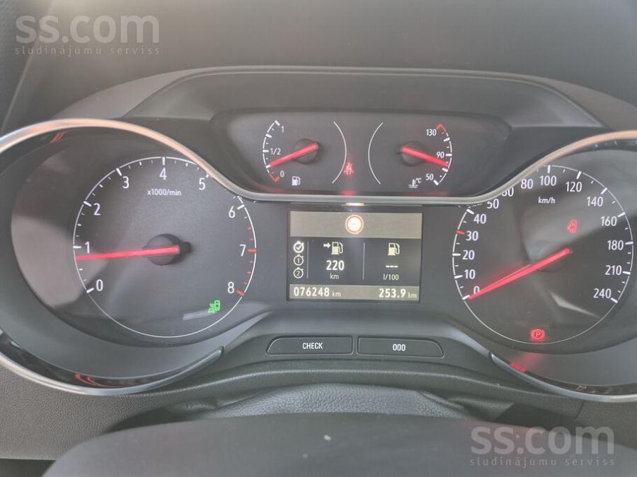 Balts Opel Crossland X 2021 Liepāja, ar dzinēja tilpumu 1.20 L un nobraukumu 76 tūkst. km par 9900 €, foto 15 vietnē AUTOMOTO.COM.LV