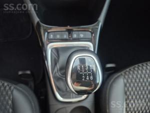 Balts Opel Crossland X 2021 Liepāja, ar dzinēja tilpumu 1.20 L un nobraukumu 76 tūkst. km par 9900 €, foto 18 vietnē AUTOMOTO.COM.LV