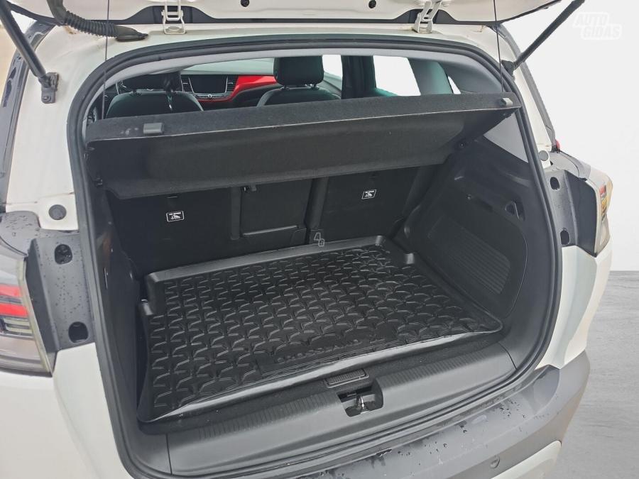 Белый Опель Crossland X 2021 в Клайпеда, объемом двигателя 1.20 л и пробегом 107 тыс. км за 12900 €, фото 27 на AUTOMOTO.COM.LV