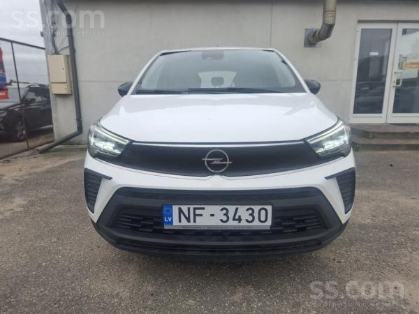 Белый Опель Crossland X 2022 в Талси, объемом двигателя 1.20 л и пробегом 98 тыс. км за 12800 €, фото 3 на AUTOMOTO.COM.LV