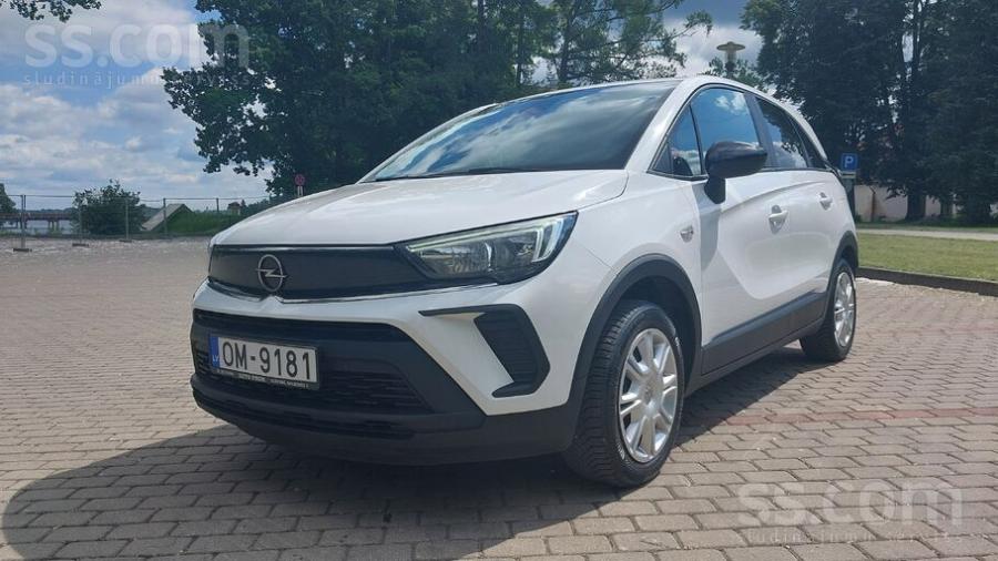 White Opel Crossland X 2022 in Aluksne, with an engine capacity of 1.20 L and mileage of 0 thousand km for 9200 €, photo 1 on AUTOMOTO.COM.LV