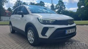 White Opel Crossland X 2022 in Aluksne, with an engine capacity of 1.20 L and mileage of 0 thousand km for 9200 €, photo 3 on AUTOMOTO.COM.LV