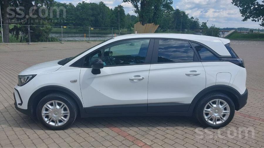White Opel Crossland X 2022 in Aluksne, with an engine capacity of 1.20 L and mileage of 0 thousand km for 9200 €, photo 12 on AUTOMOTO.COM.LV