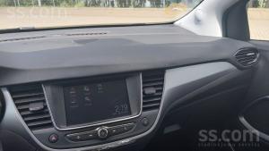 White Opel Crossland X 2022 in Aluksne, with an engine capacity of 1.20 L and mileage of 0 thousand km for 9200 €, photo 20 on AUTOMOTO.COM.LV