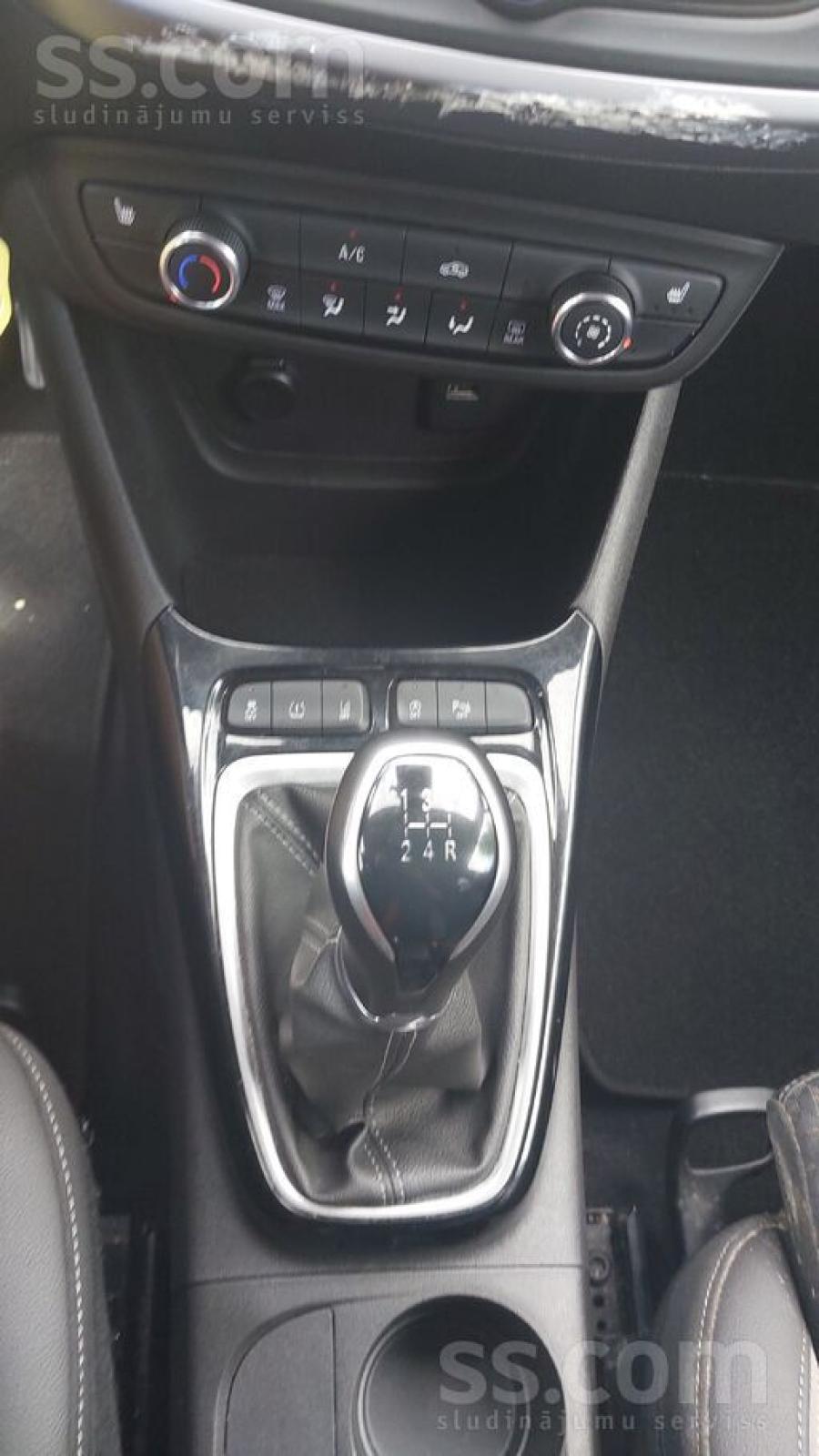 White Opel Crossland X 2022 in Aluksne, with an engine capacity of 1.20 L and mileage of 0 thousand km for 9200 €, photo 22 on AUTOMOTO.COM.LV