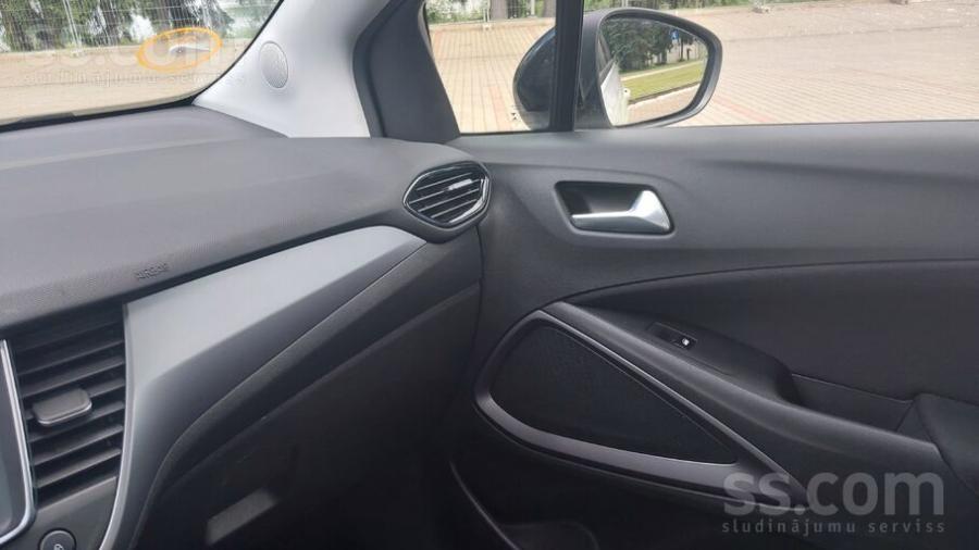 White Opel Crossland X 2022 in Aluksne, with an engine capacity of 1.20 L and mileage of 0 thousand km for 9200 €, photo 24 on AUTOMOTO.COM.LV