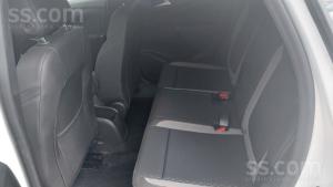 White Opel Crossland X 2022 in Aluksne, with an engine capacity of 1.20 L and mileage of 0 thousand km for 9200 €, photo 27 on AUTOMOTO.COM.LV