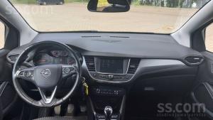 White Opel Crossland X 2022 in Aluksne, with an engine capacity of 1.20 L and mileage of 0 thousand km for 9200 €, photo 28 on AUTOMOTO.COM.LV
