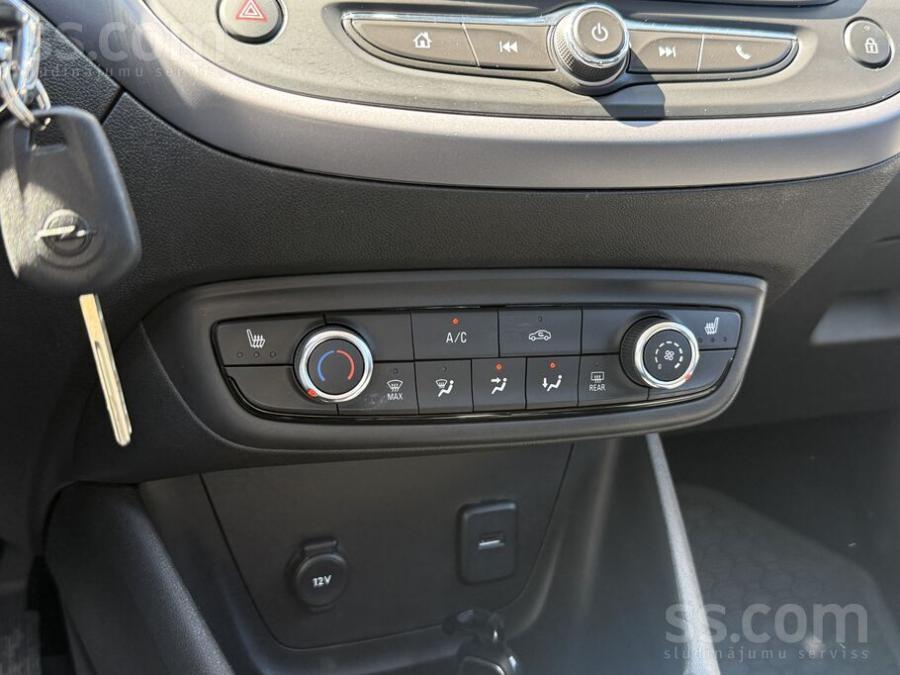 Balts Opel Crossland X 2024 Liepāja, ar dzinēja tilpumu 1.20 L un nobraukumu 13 tūkst. km par 16400 €, foto 26 vietnē AUTOMOTO.COM.LV