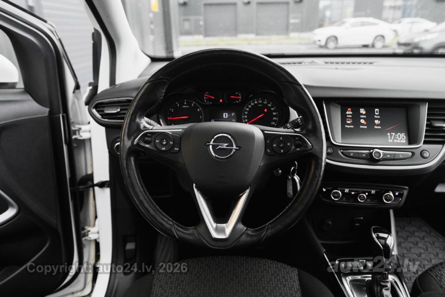 Белый Опель Crossland X 2018 в Таллин, объемом двигателя 1.20 л и пробегом 132 тыс. км за 9999 €, фото 14 на AUTOMOTO.COM.LV