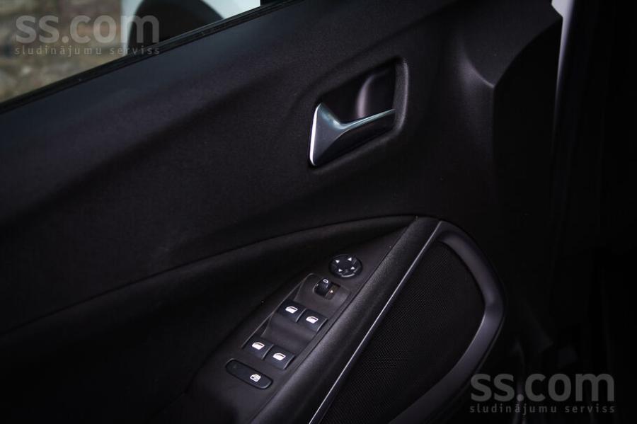 Белый Опель Crossland X 2019 в Елгава, объемом двигателя 1.50 л и пробегом 193 тыс. км за 7800 €, фото 17 на AUTOMOTO.COM.LV