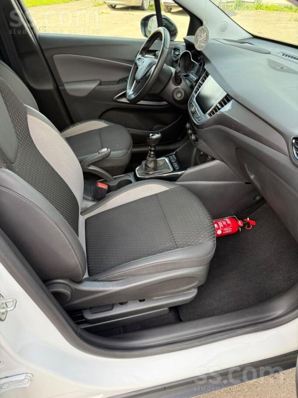 Белый Опель Crossland X 2019 в Тукумс, объемом двигателя 1.20 л и пробегом 142 тыс. км за 7270 €, фото 6 на AUTOMOTO.COM.LV