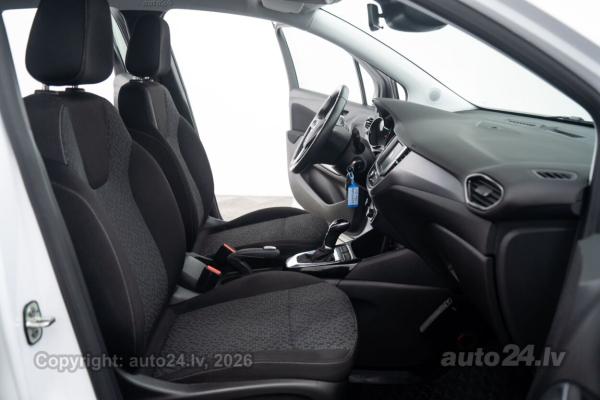 White Opel Crossland X 2020 in Tallinn, with an engine capacity of 1.20 L and mileage of 44 thousand km for 11999 €, photo 11 on AUTOMOTO.COM.LV