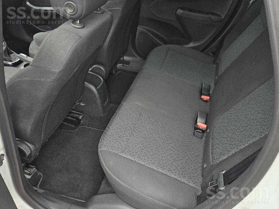 Balts Opel Crossland X 2020 Rīga, ar dzinēja tilpumu 1.20 L un nobraukumu 124 tūkst. km par 7600 €, foto 11 vietnē AUTOMOTO.COM.LV
