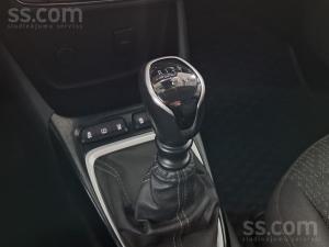 Balts Opel Crossland X 2021 Rīga, ar dzinēja tilpumu 1.50 L un nobraukumu 151 tūkst. km par 6500 €, foto 16 vietnē AUTOMOTO.COM.LV